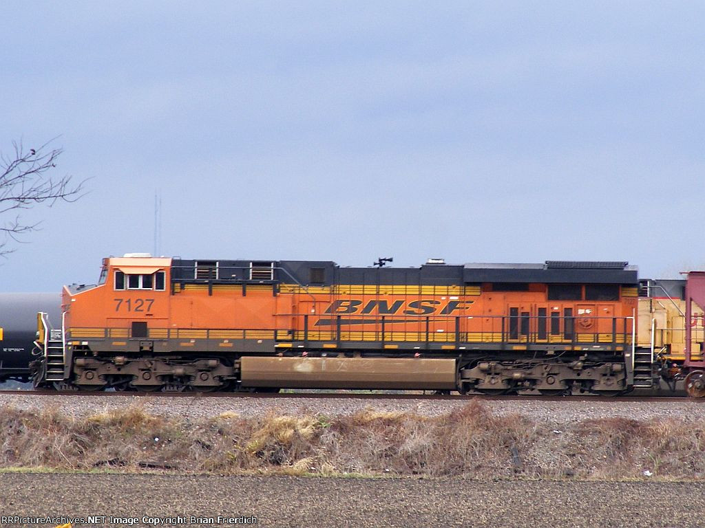 BNSF 7127